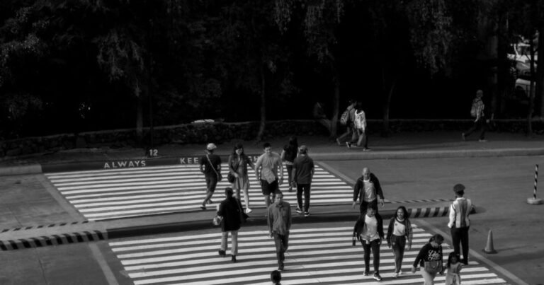 AI Prompt For Auto-Generating GIF Memes From Video Clips - Blog ...